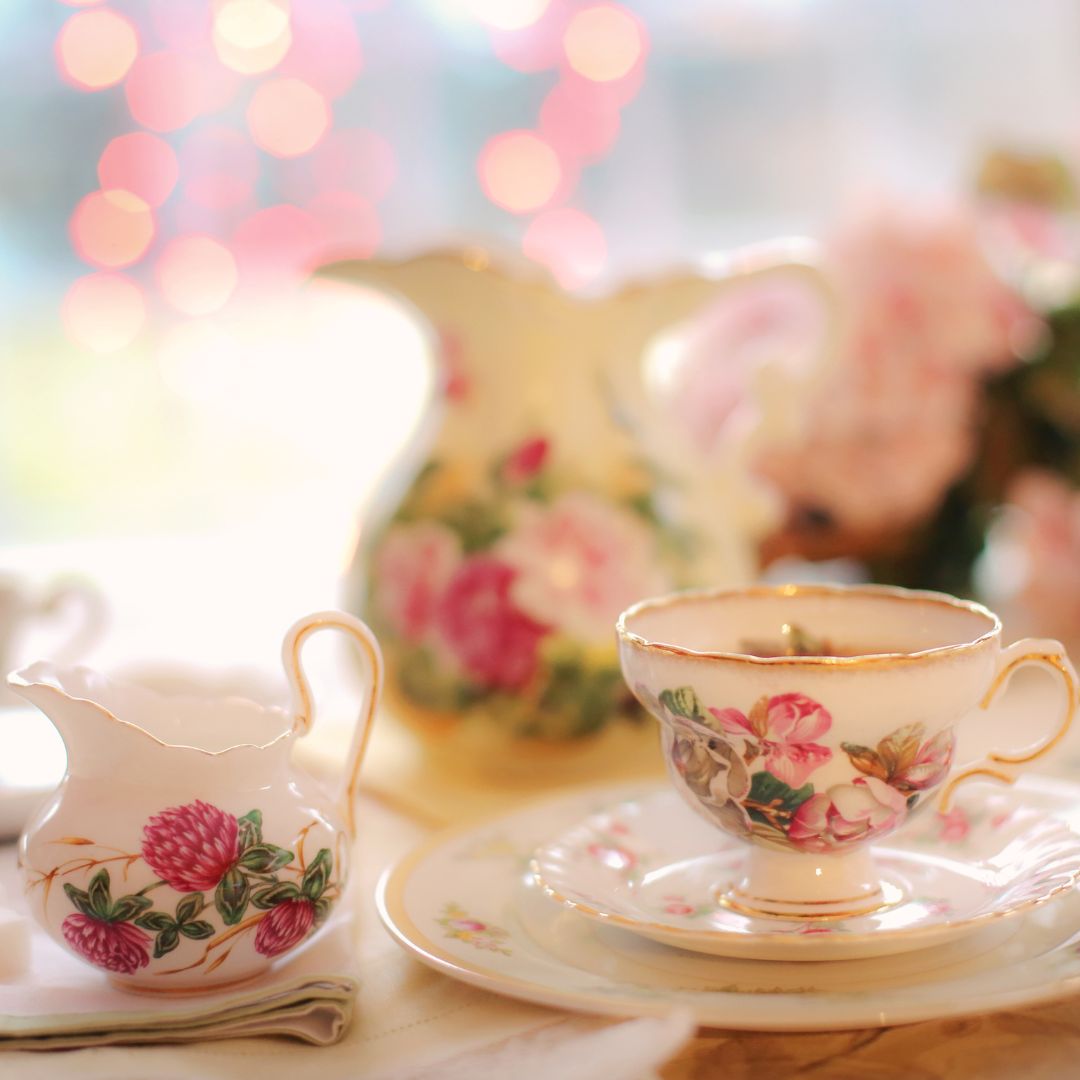 A Note on Solo Dates - Mallory Elizabeth Notes